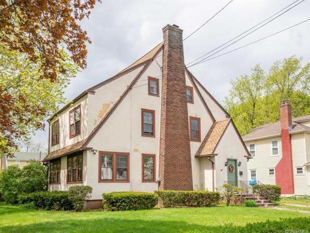 102 Stewart St, New Britain, CT 06053