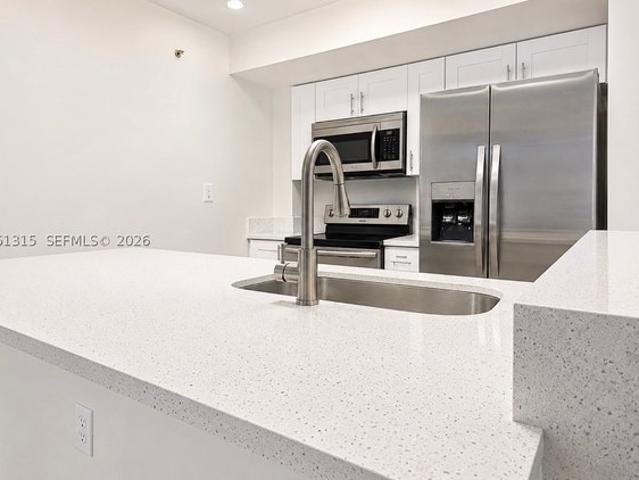 102 SW 6th Ave Apt 507, Miami, FL 33130