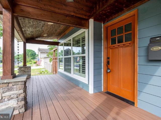 102 Sycamore Road