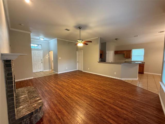 102 Paloma Circle