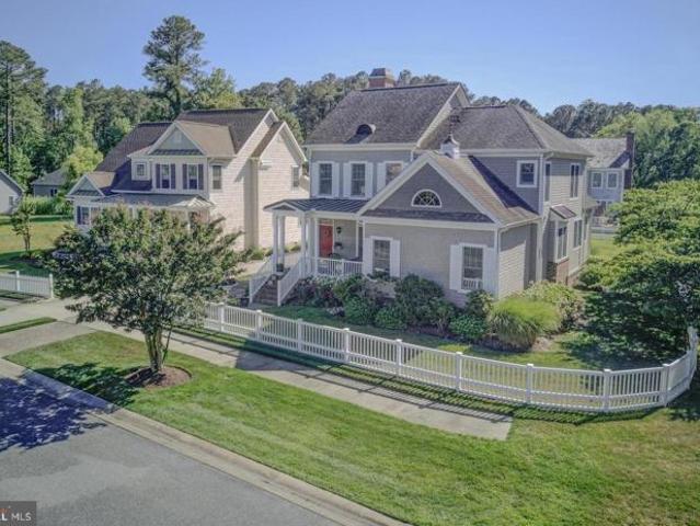 102 Parkside Cir, Berlin, MD 21811