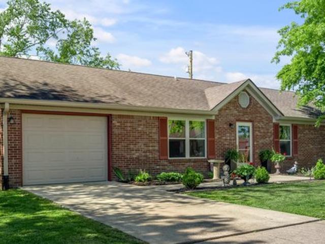 102 Parkwood Dr, Wilmore, KY 40390