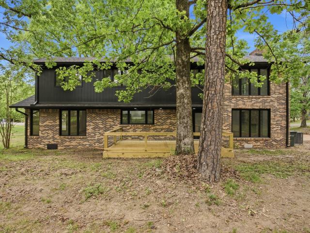 102 Parkwood, Hohenwald, TN 38462 | MLS #3211