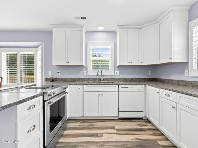 102 Periwinkle Drive
