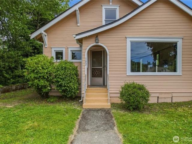 102 Perry St NW, Olympia, WA 98502