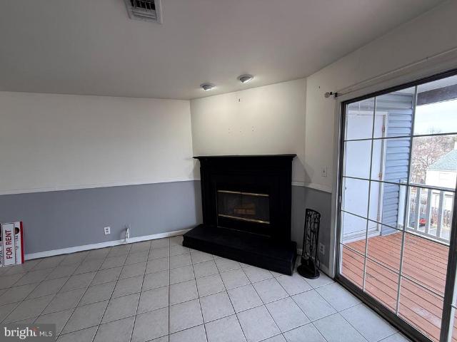 102 Picadilly # 203