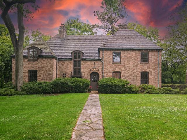 102 Pine Road