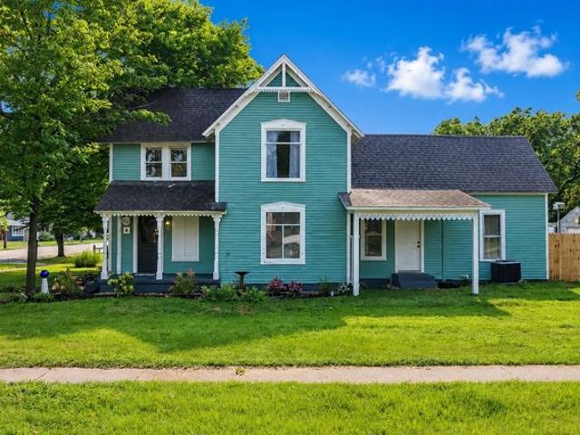 102 Pine St, Paw, MI 49079