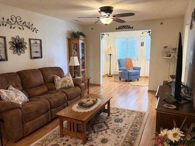 102 Prairie Heights Dr Apt 306, Verona, WI 53593