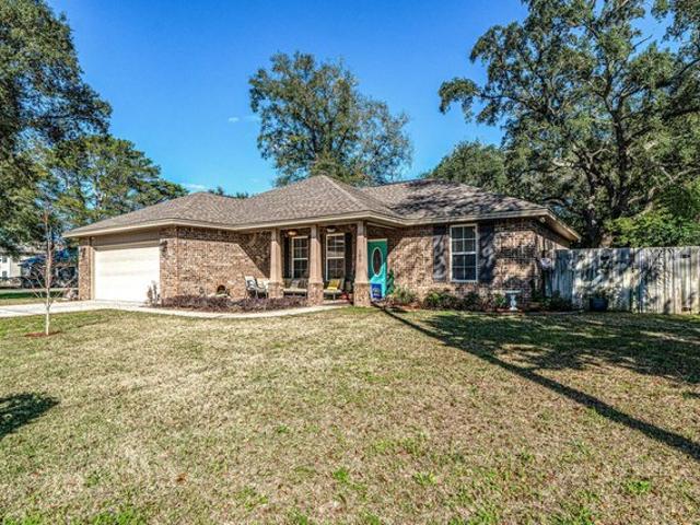 102 Quince Ave, Niceville, FL 32578