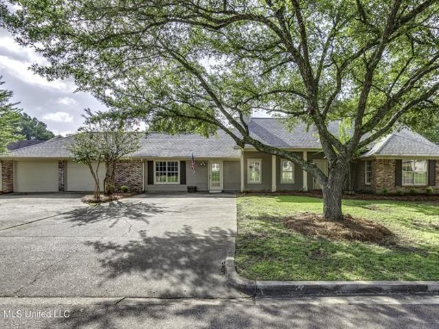 102 Rockwood Dr, Madison, MS 39110