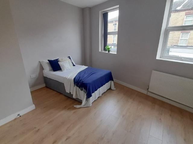 102 Room 3 L7, Room to rent, £585 pcm | PrimeLocation