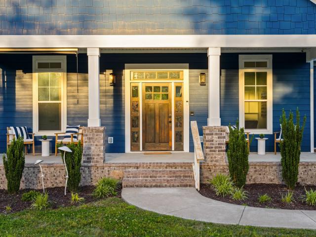 102 Riverwood Dr