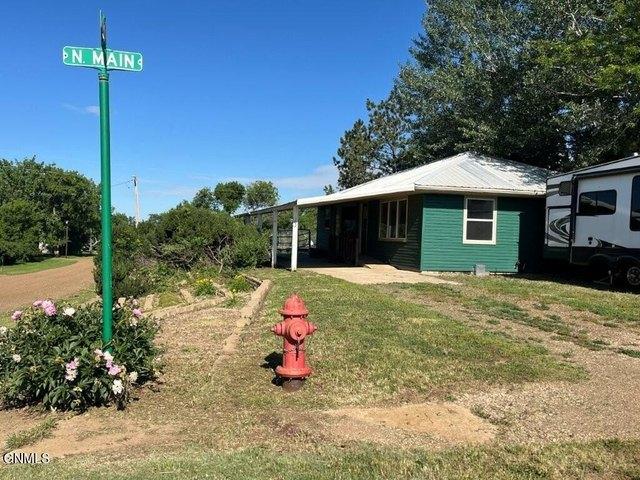 102 W Texas St, SD