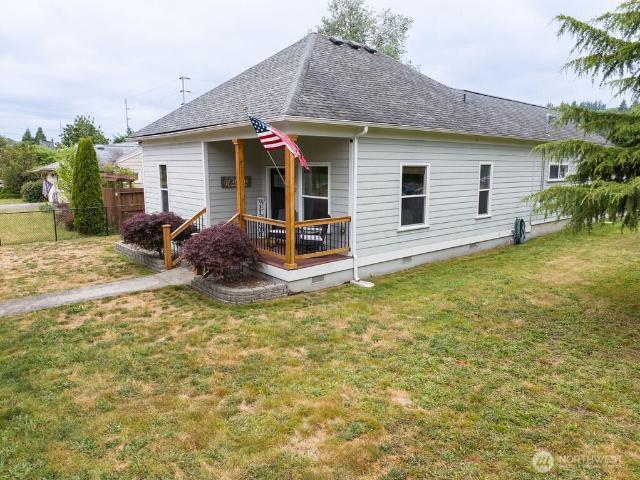 102 W Anderson Street