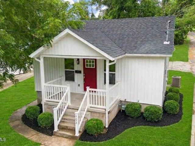 102 W Franklin St, Jefferson City, MO 65101
