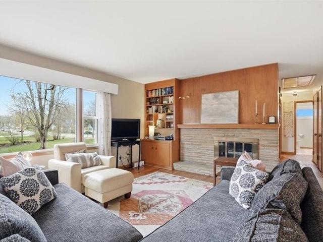 102 W Lakeview Ave, Madison, WI 53716