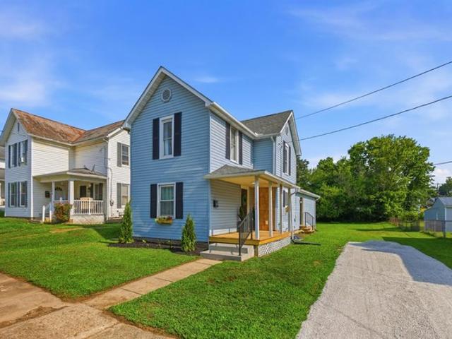 102 W Shields St, Newark, OH 43055