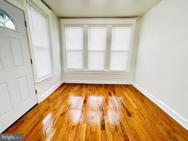 102 W Spencer Avenue