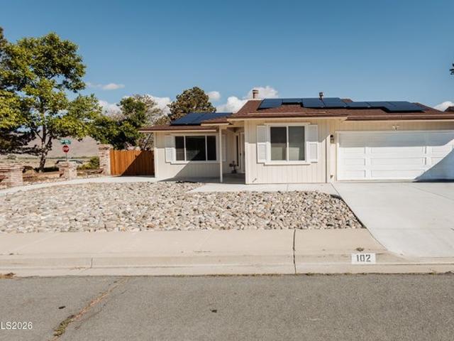 102 Woodlake Ct, Dayton, NV 89403