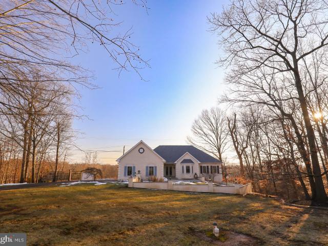 102 Waterview Dr, Eagleville, PA 19403 | MLS #PAMC2169