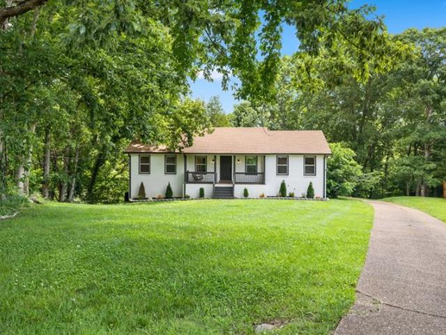 102 Walton Ct, Hendersonville, TN 37075