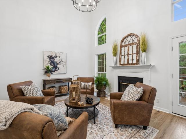 102 Walters Ave
