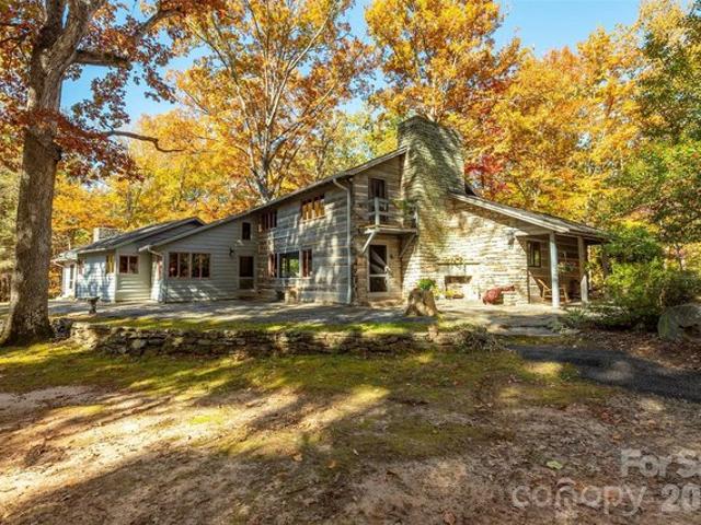 102 Weavermill Rd, Columbus, NC 28722