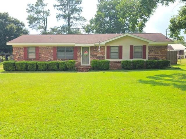 102 Weeping Willow Rd, Abbeville, AL 36310