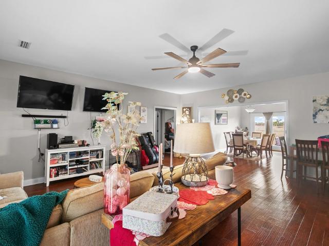 102 Weeping Willow Trail