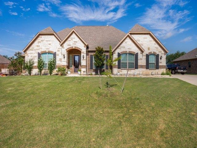 102 White Oak Dr, Krugerville, TX 76227