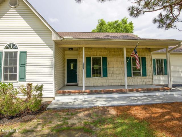 102 Willow Creek Lane