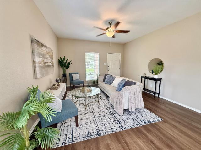 102 Williamson Cv