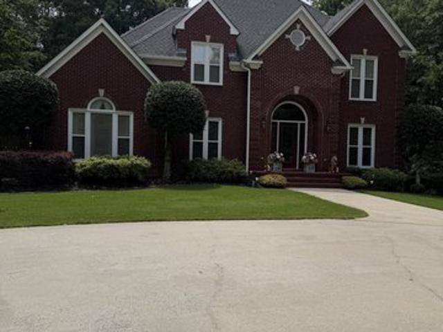 102 Windsor Ln, Pelham, AL 35124