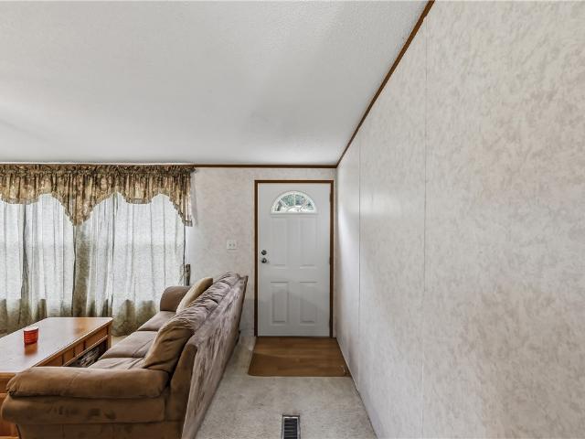 102 Windwood Circle