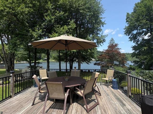 102 Tomahawk Trail