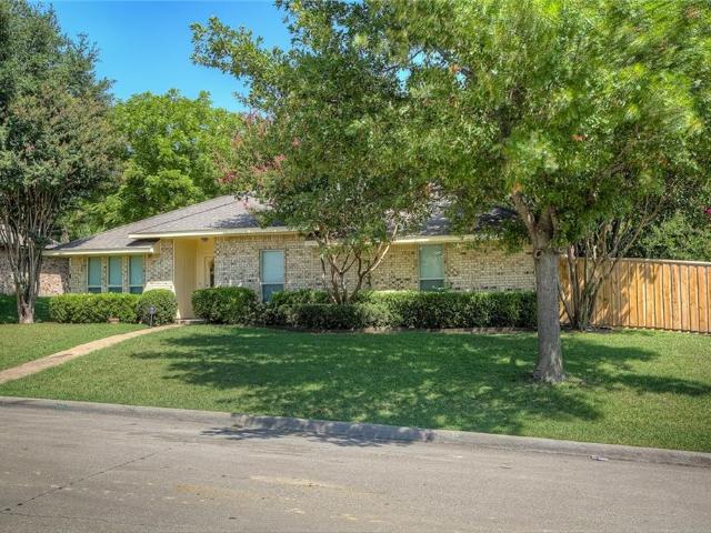 102 Teakwood Drive