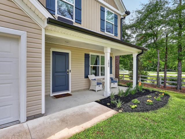 102 Teal Bluff Boulevard