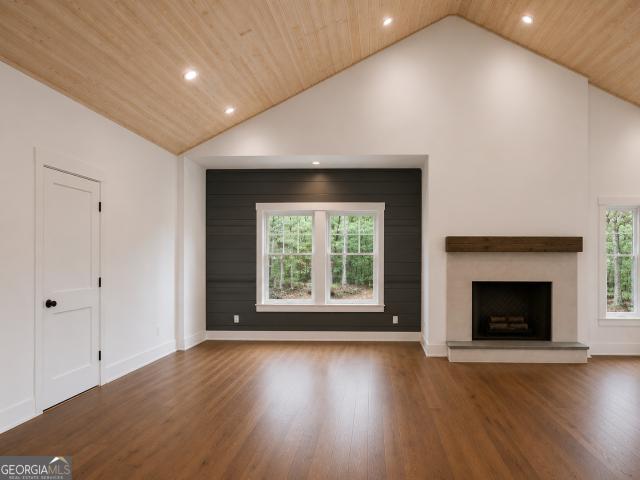 102 Thurman Drive
