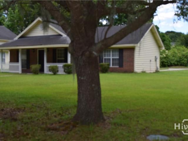 102 Trellis Way