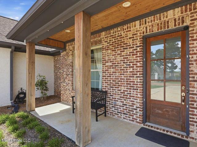 102 Twain Trail