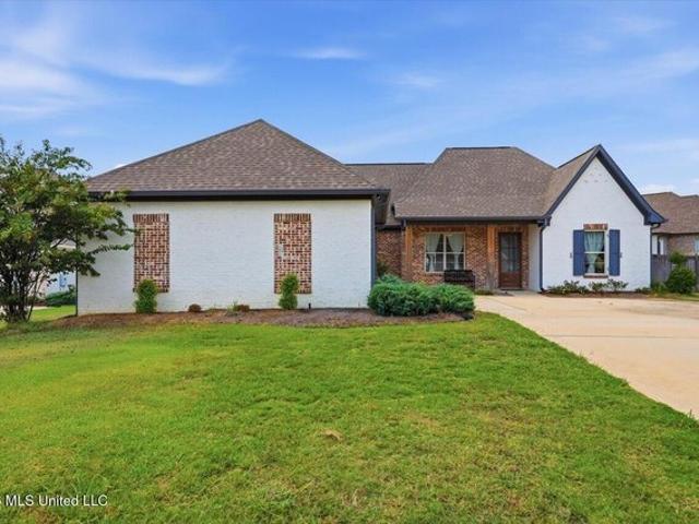 102 Twain Trl, Clinton, MS 39056