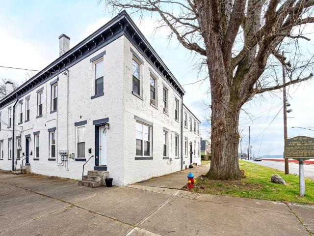 102 Union Street