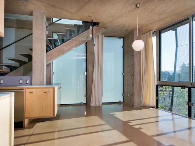 102 University Avenue 3A 3B 3C