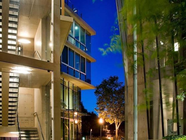 102 University Avenue 3C