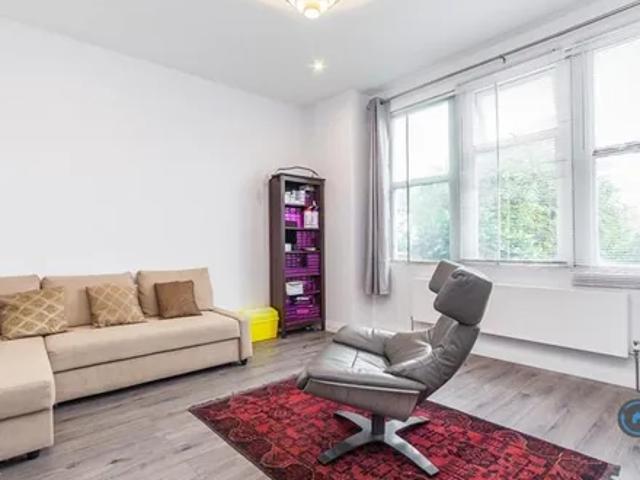 102 Upper Richmond Road West, Barnes, SW14 8BS, United Kingdom | 2 bed apartment for rent #166854622 | Rentberry