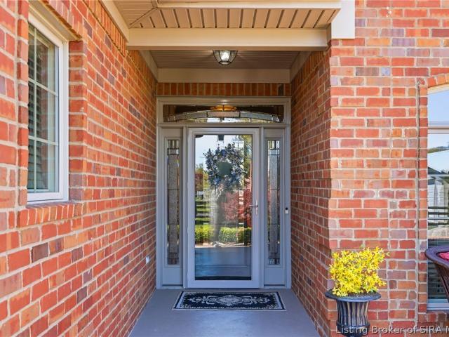 102 Victoria Drive