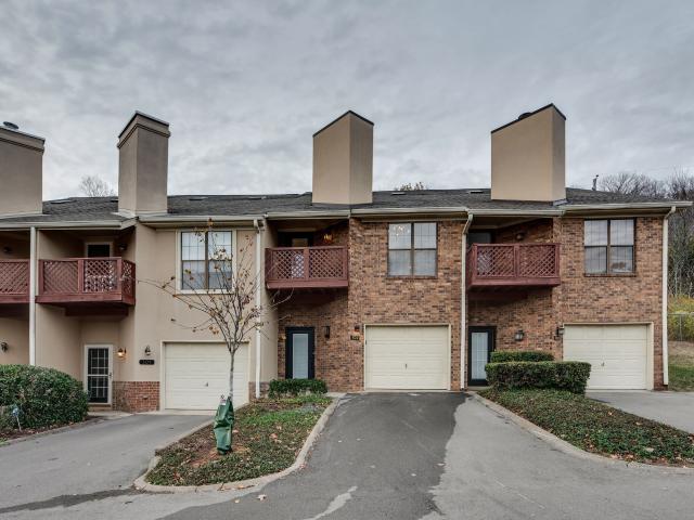 102 Villa View Ct