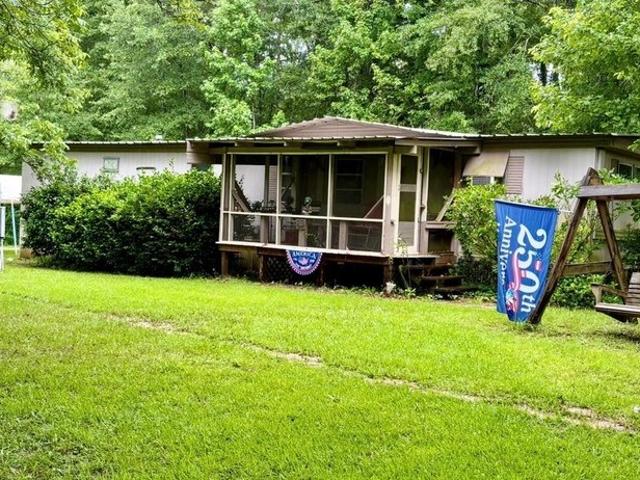102 Village Way, Hemphill, TX 75948