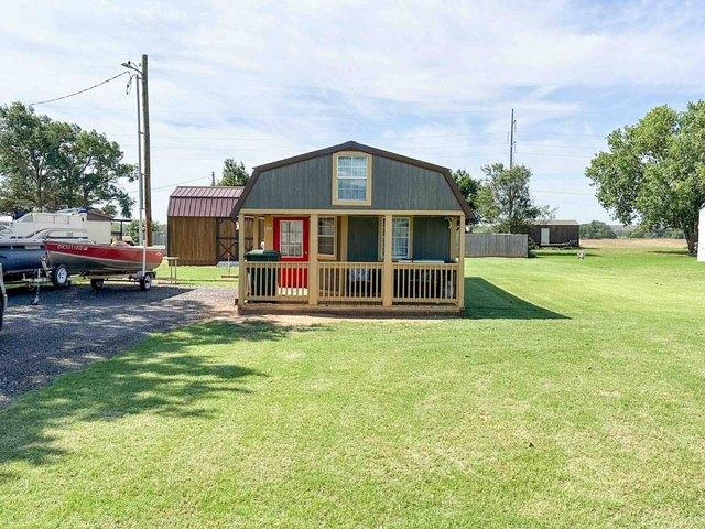 102A Lakeview Dr, Canton, OK 73724